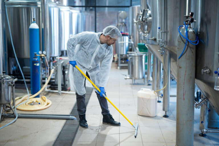 Industrial Plant Cleaning Challenges and How to Solve Them